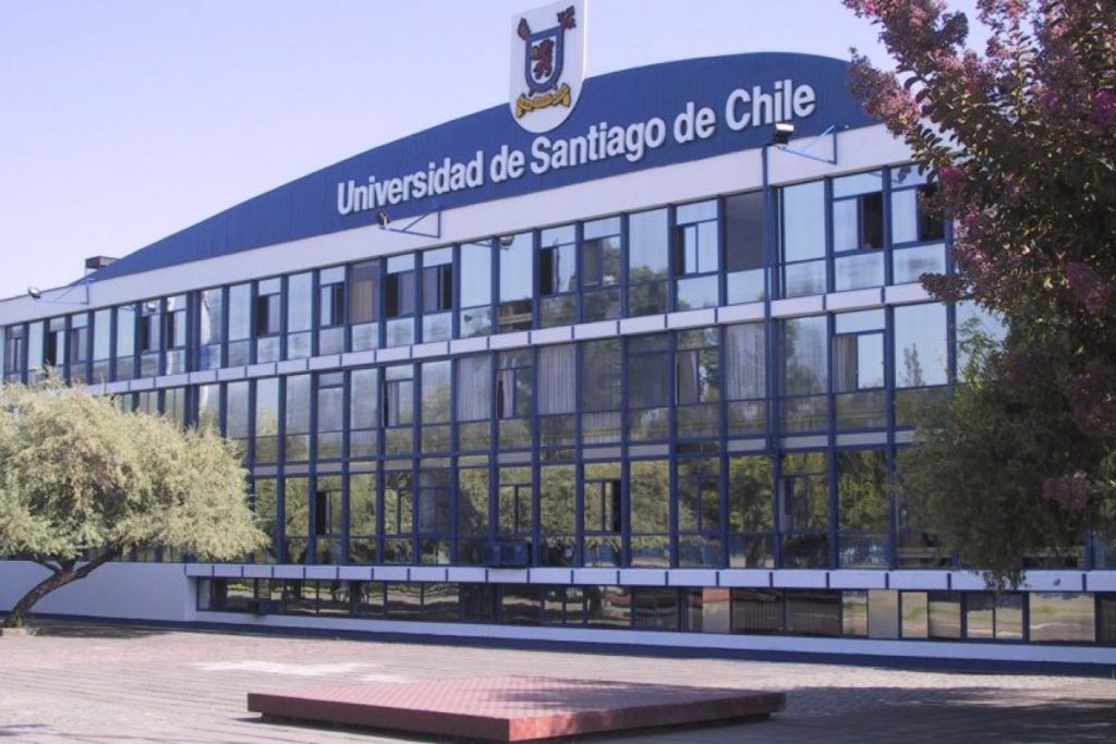 Universidad de Santiago de Chile: Asistencia Telefónica al Cliente